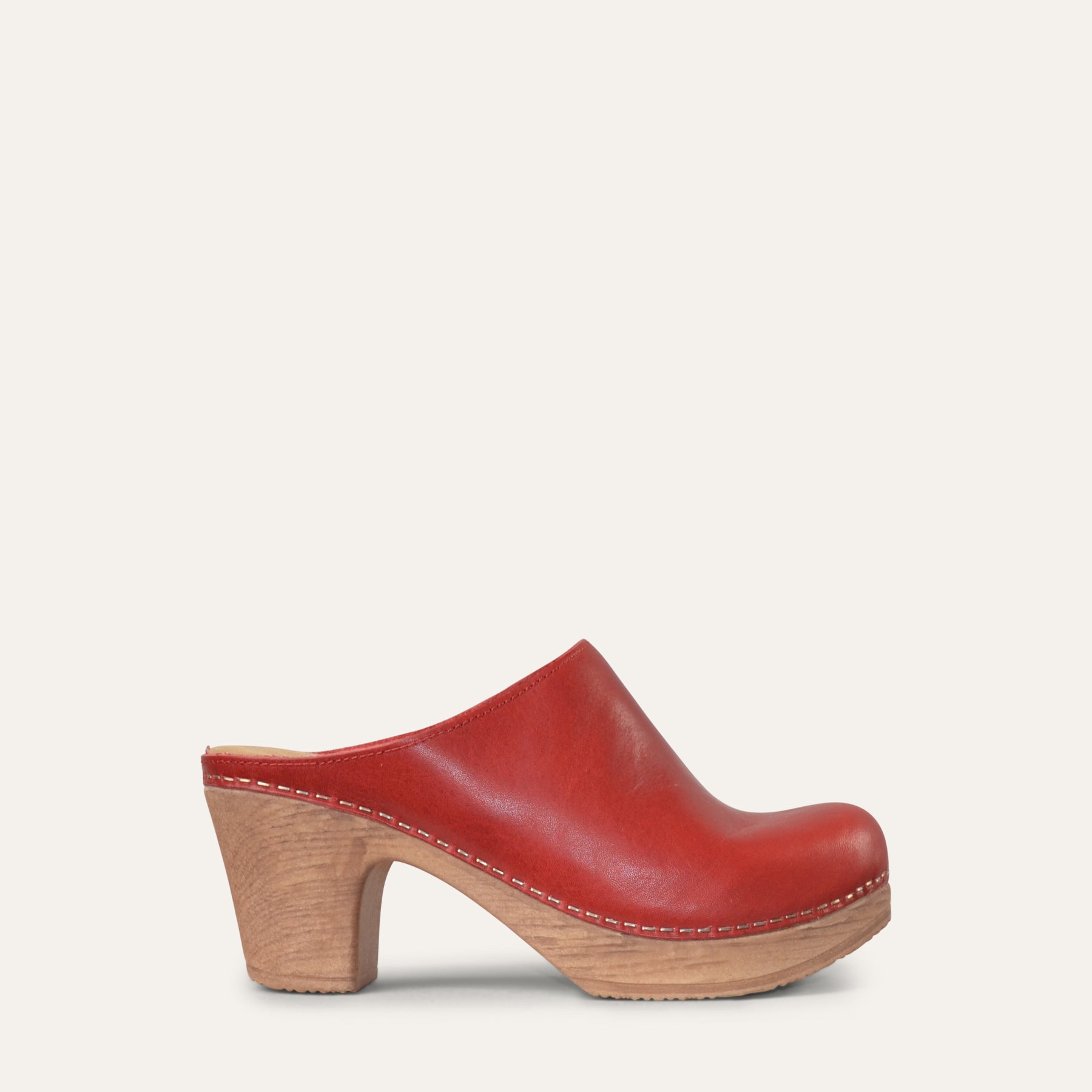 Calou Clogs | Lisa Red Clog with heel